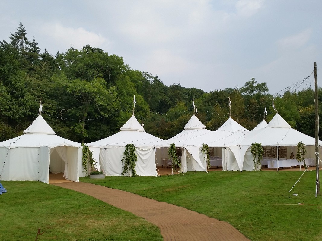 Open sides | Gallery | Tents 4 Elements